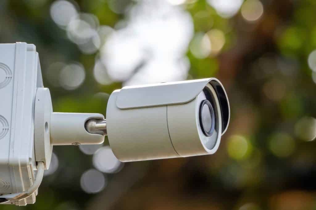 Which Security Camera Should You Use? [Dome vs. Bullet] - Pro-Vigil