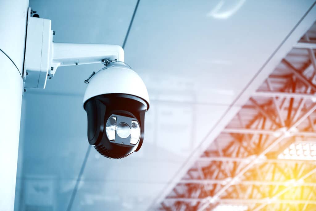 Wired vs. Wireless Security Cameras: Which Is Right for Your Business ...